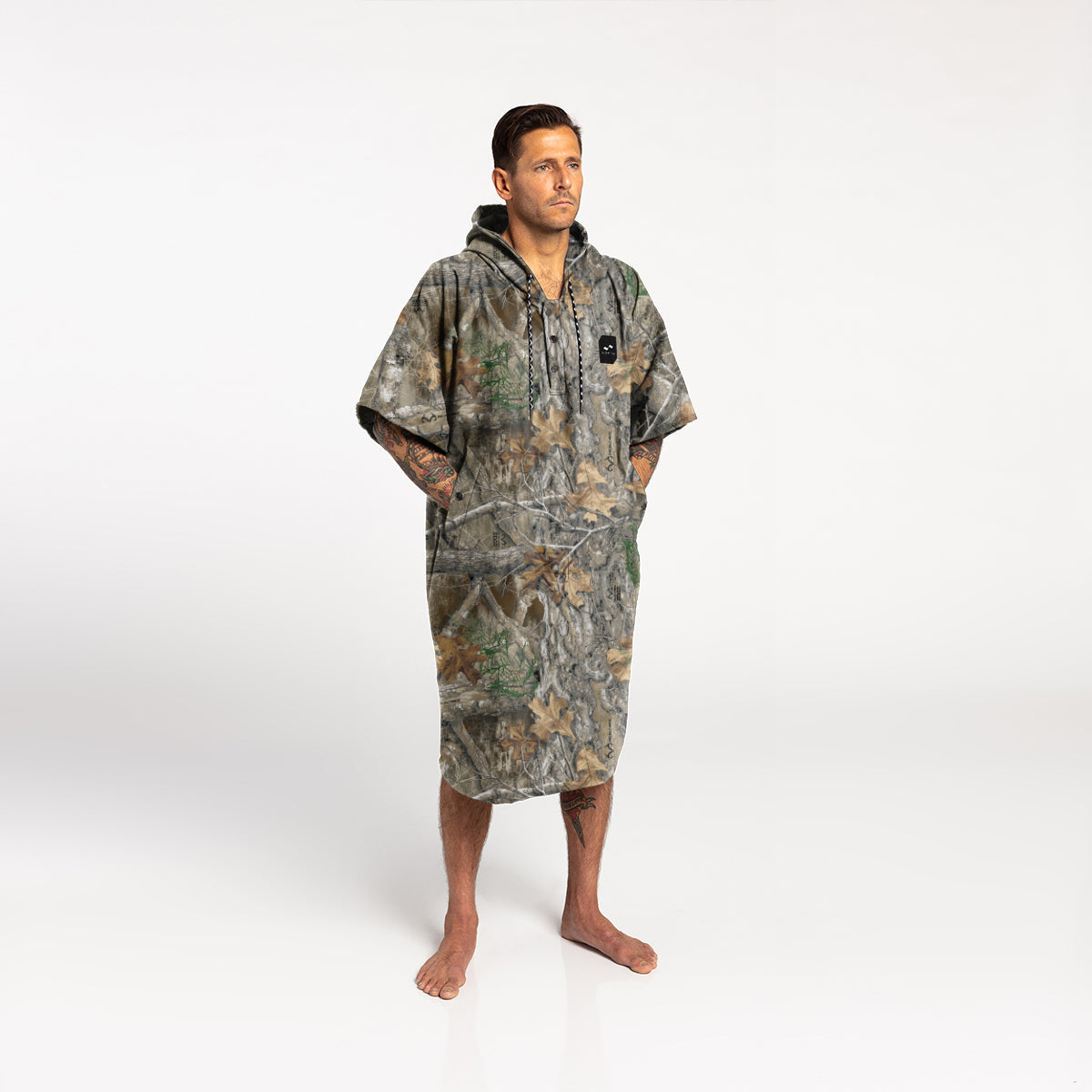 Realtree Quick-Dry Changing Poncho – Fast-Drying, Lightweight & Absorbent